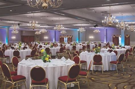 Doubletree Williamsburg Hotel Weddings Williamsburg Va Weddingwire