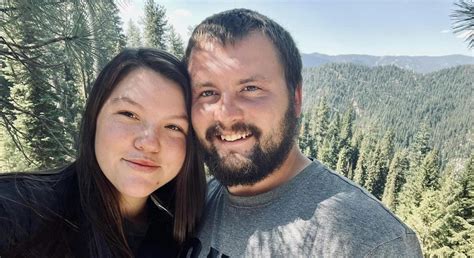 Mitchell Simmons And Danika Evelands Wedding Website