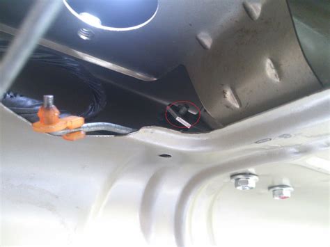 Ремонт замка багажника. — Daewoo Nexia (N150), 1,6 л, 2010 года ...