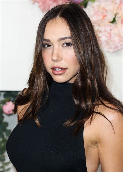 Alexis Ren Alexis Ren REVOLVE Awards Newspdate Alexis Ren Alexis Ren REVOLVE Awards Newspdate