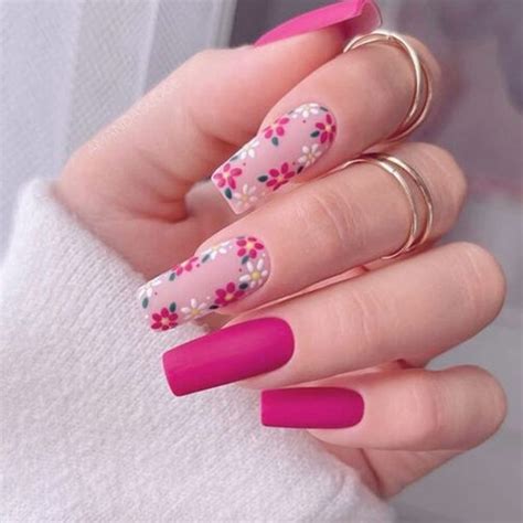 Идеи за маникюр за Свети Валентин