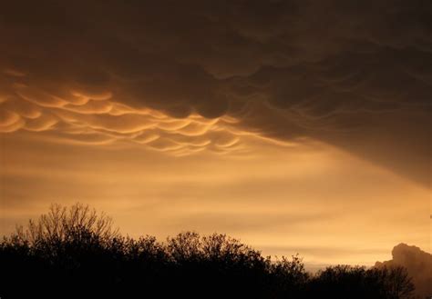 The Cloud Collectors Handbook A Guide To Captivating Cloud Images