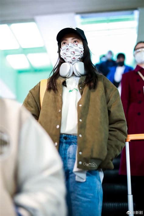 金晨即将进组《南来北往》，祝新剧拍摄一切顺利！