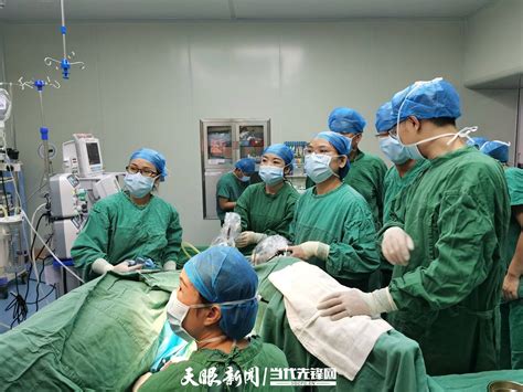 【粤黔协作谱新篇】李庆东：对口帮扶用真情 言传身教暖人心黎平县妇幼保健院技术