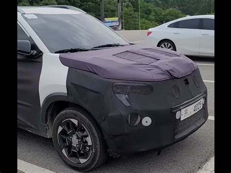 2024 Kia Sonet Facelift Spotted Testing New Design Motoroctane