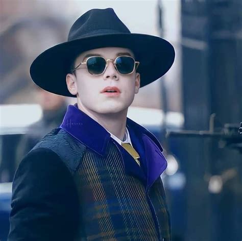 Pin De Lucy Panter En Cameron Monaghan Gotham