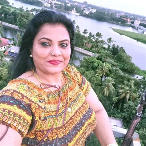 Malayalam Actor Minu Muneer Accuses Multiple Co Stars Of Sexual