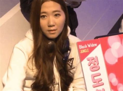 강지 빨간약 스트리머 갤러리