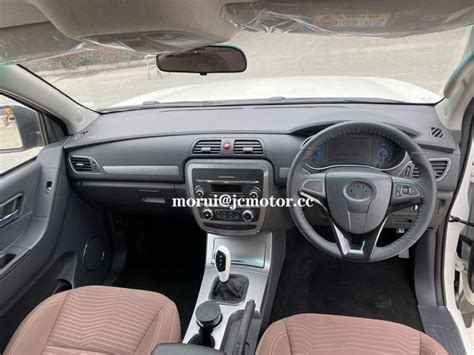 European Standard Ccs2 Dc Charging 4x2 New Energy Electirc Pickup Right Hand Drive