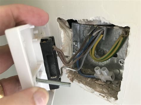 Security Light Wiring DIYnot Forums