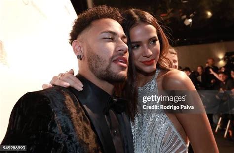 210 Bruna Marquezine Neymar Photos And High Res Pictures Getty Images