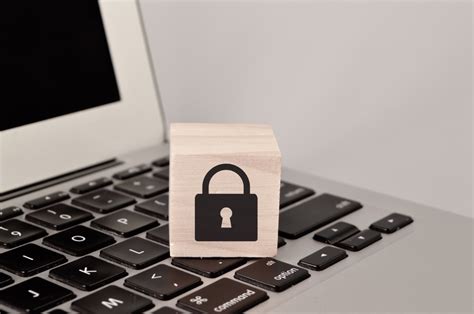 Endpoint Security Vs Antivirus Mana Solusi Terbaik Bagi Bisnis Kamu