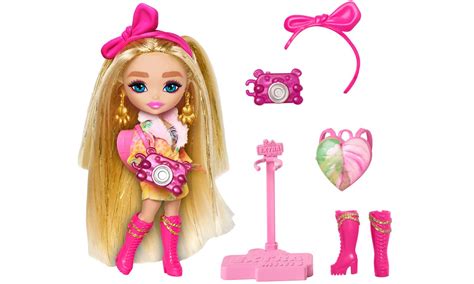 Barbie Extra Fly Minis Lalka Safari Z Ubrankami Na Safari Lalki I