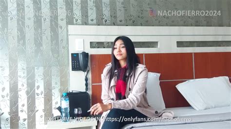 La Hermosa Niña Inocente Debuta En Un Porno Que Castiga Su Cara De Puta