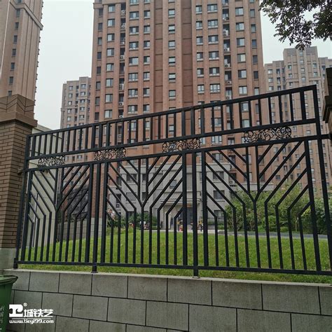 铁艺围栏 铁艺围墙 围墙护栏TW2135 实景拍摄 铁艺护栏围墙样式大全产品图集