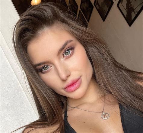 Discover Stefany Kyler Bio Wiki 2025 Career Achievements