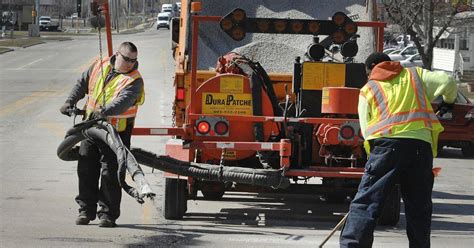 Idot Begins Resurfacing Along Illinois Route 9