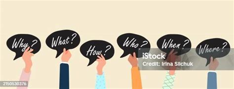 누가 무엇을 어디서 언제 왜 어떻게라는 질문을 던지는 말풍선을 들고 있는 사람들의 손 브레인스토밍 정보 아이디어 문제 해결 조사