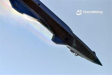 空军特级飞行员李凌用第一精神飞出胜战航迹 新浪图片