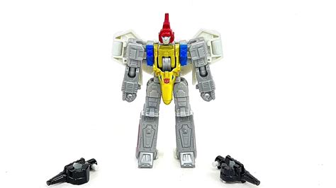 Transformers Legacy Evolution Core Class Swoop And Scarr In Hand Images