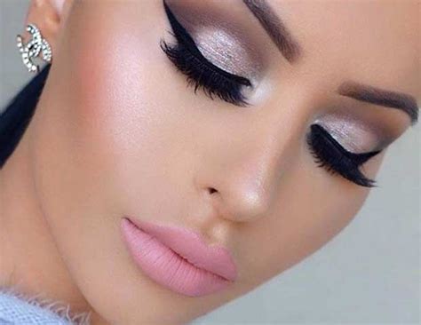 Hooded Eyes Makeup Tips And Tricks For Droopy Eyelids Ladylife