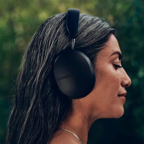 The Sonos Ace Is The Audio Brands First Bluetooth Over Ear Headphones Maxim