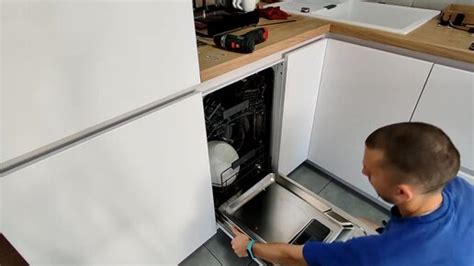 КАК ПОВЕСИТЬ ФАСАД НА ПОСУДОМОЕЧНУЮ МАШИНУ ФАСАД НА ПОСУДОМОЕЧНУЮ МАШИНУ ПОСУДОМОЙКА Влад