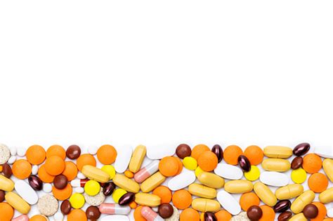 백색 배경에 고립 된 약물 약물 프레임 위 보기 디자인테두리 다양한 알 약 및 정제 0명에 대한 스톡 사진 및 기타 이미지 0명 건강관리와 의술 경구 피임약 Istock