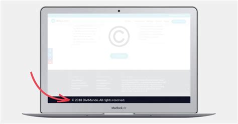 Display © Current Year Automatically In The Divi Bottom Bar Victor Duse