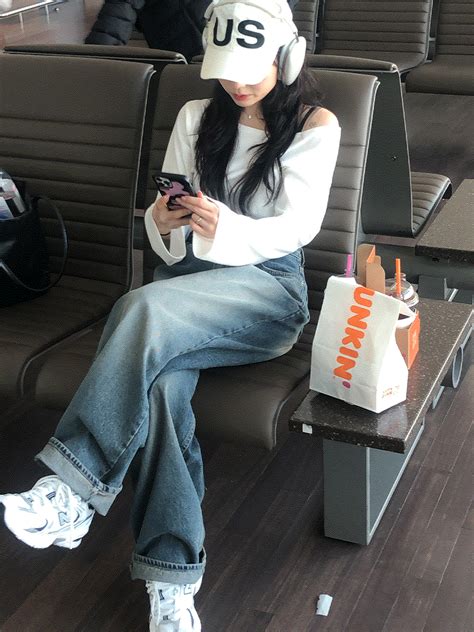 디어바이미 메이 캣브러쉬 와이드 데님