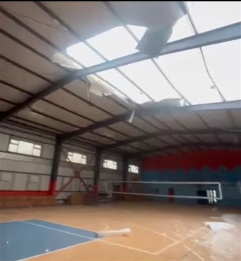 С Ононтуул On Twitter Сүхбаатар аймгийн Сүхбаатар сум Сургуулийн биеийн тамирын заал 😔 Гамшиг