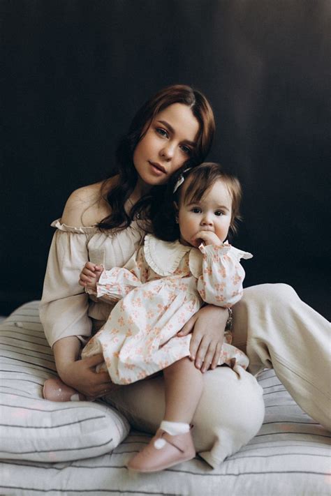 Мама дочь фотосессия семейный фотограф 2024