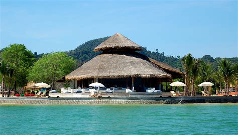 เดอะ บลู สกาย รีสอร์ท สุดยอดมัลดีฟส์เมืองไทยของจริง เกาะพยาม จังหวัดระนอง Thai Lets Go