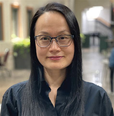 stm recognizes instructors who made outstanding contributions to