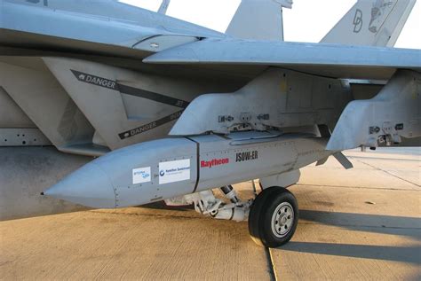 Jsow C 1 Gliding Weapon Scores Direct Hit In 1st Operational Test Defencetalk