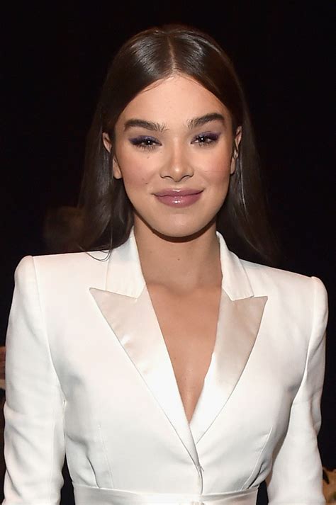 Hailee Steinfeld Paramount Pictures Presentation At Cinemacon 2018 In Las Vegas • Celebmafia