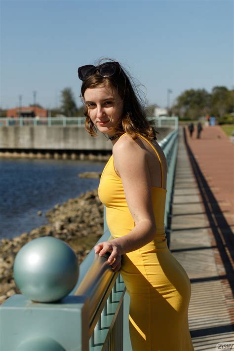 Meadow Yellow Dress Zishy Sexy Girls Teasing Northwest Beauties