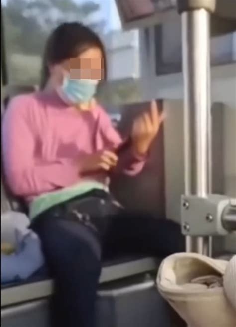 女乘客盛怒6连击狂掴手机 啪啪声四起吓窒网民｜juicy叮 星岛日报