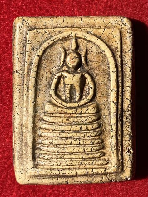 พระสมเด็จ วัดเกศไชโย พิมพ์ 7 ชั้น Ennxo