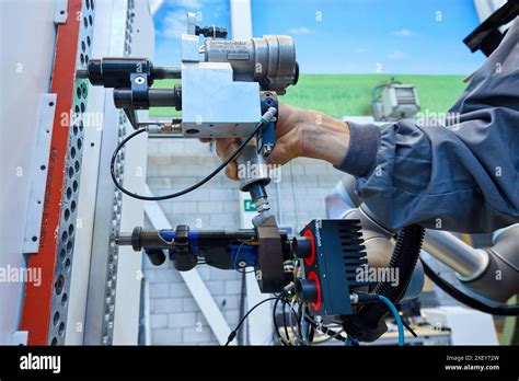 Use Of Flexible Robotics In Industrial Manufacturing Processes Mobile Robot Advanced