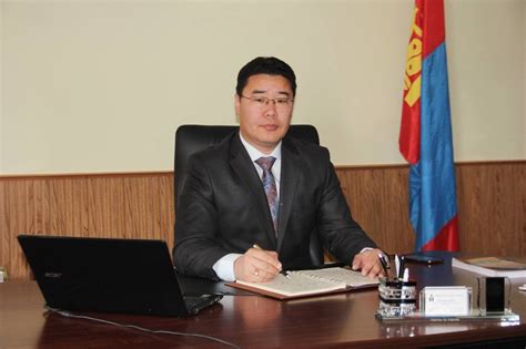 Сүхбаатар аймгийн Засаг дарга М Идэрбат Зөв соёлтой иргэнийг төлөвшүүлнэ