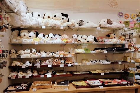 日本大分︱snoopy茶屋，充滿各式史努比商品伴手禮店，由布院必訪景點之一 Qq的懶骨頭