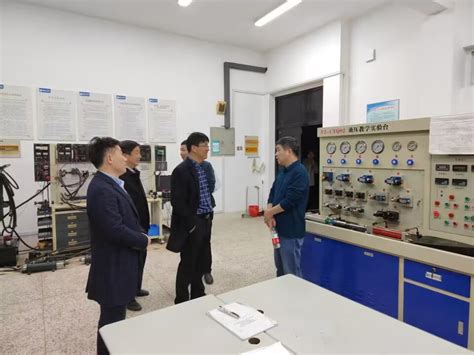 汽车实验中心赴机械优集学院实验室参加调研活动 盐城工学院 汽车工程学院