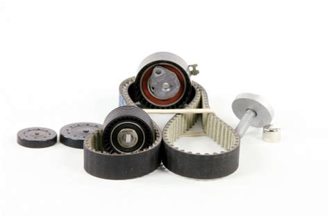 Kit de distribution DAYCO KTB517 au meilleur prix - Oscaro