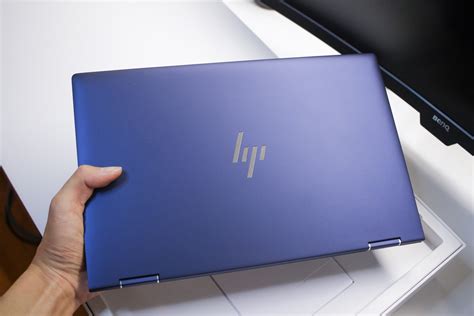 A Secure Lightweight Convertible Laptop For Business Users Hp Elite Dragonfly Review