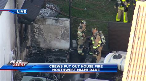 Crews Put Out House Fire In Northwest Miami Dade Wsvn 7news Miami