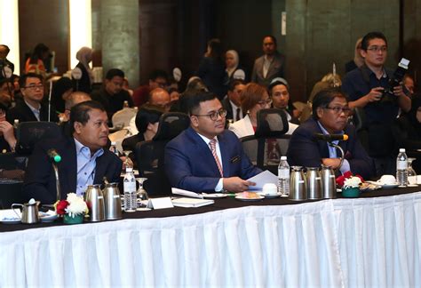 哈丽玛任雪图书馆董事 阿米鲁丁：雪政府检讨 Selangorkini 中文