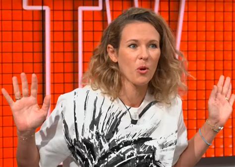 Lorie Se Prend Une Claque Avec Son Nouveau Single En Anglais