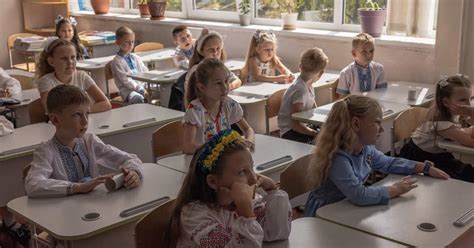 У Міносвіти назвали кількість шкіл в Україні які готові до блекаутів інші перейдуть на