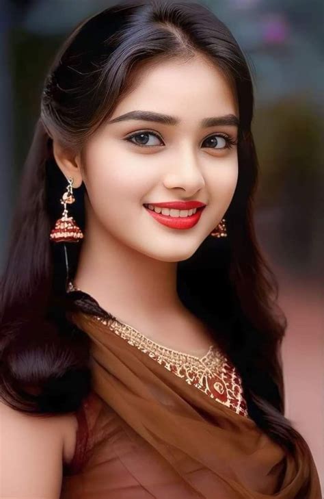 Pin By Sarath Kumara On Beautiful Smile Women Beautiful Smile Women